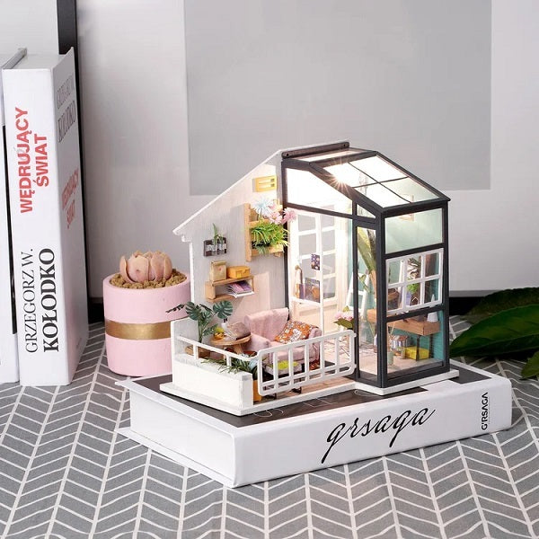 Fancy Balcony Daydreaming Model Kit | EurekaPuzzles